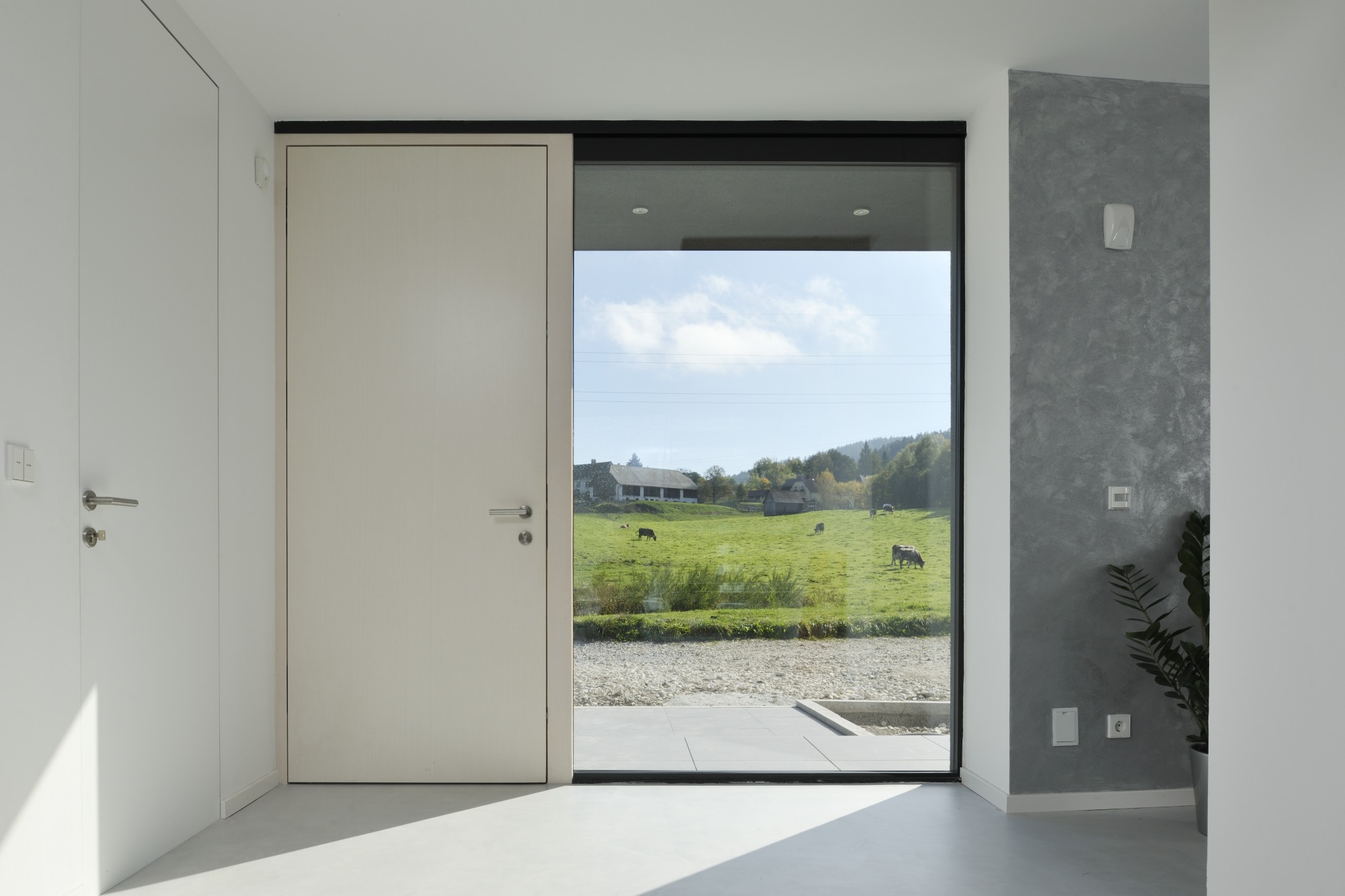 Fiksne zasteklitve Panoramic - M Sora